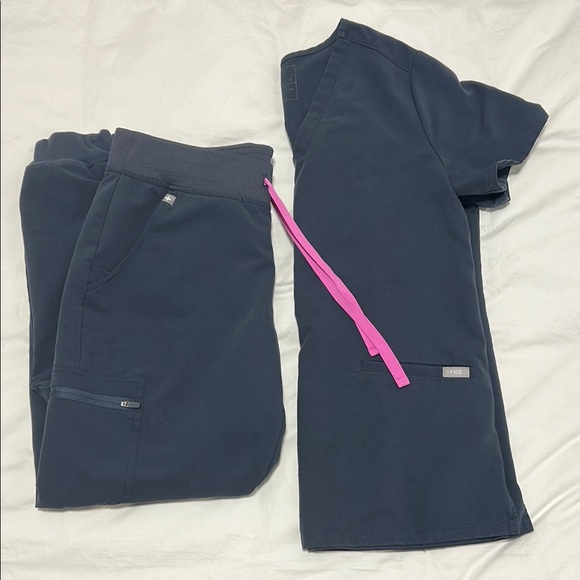 Figs | Tops | Figs Womens Night Sky Scrub Top S Night Sky Jogger ...